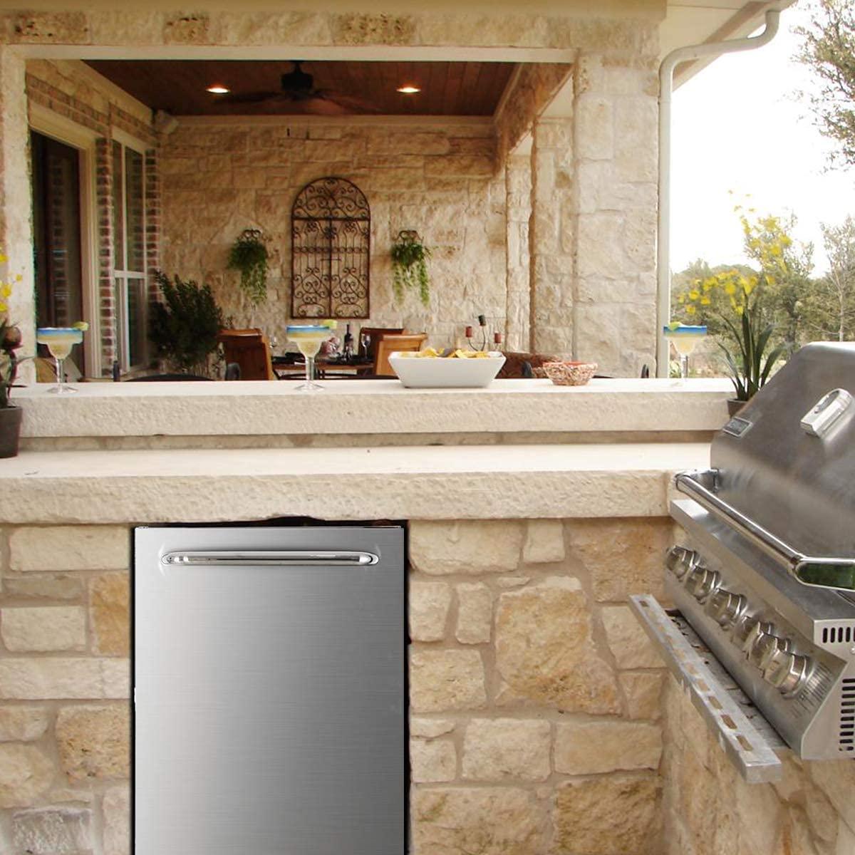 Can Outdoor Refrigerators Run During Extremely Weather? – HCK Refrigeration